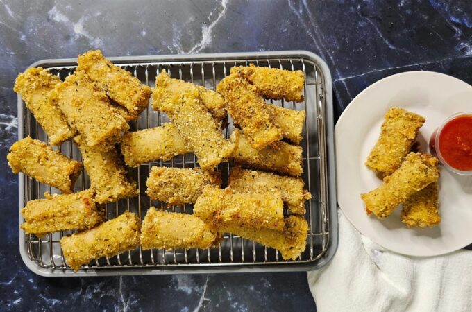 Fried Lasagna Mozzarella Sticks - Kosher Everyday